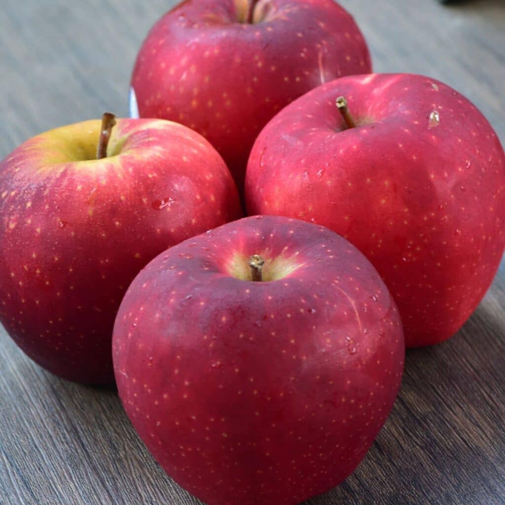 13 Fruits That Start With Q - Keeping the Peas